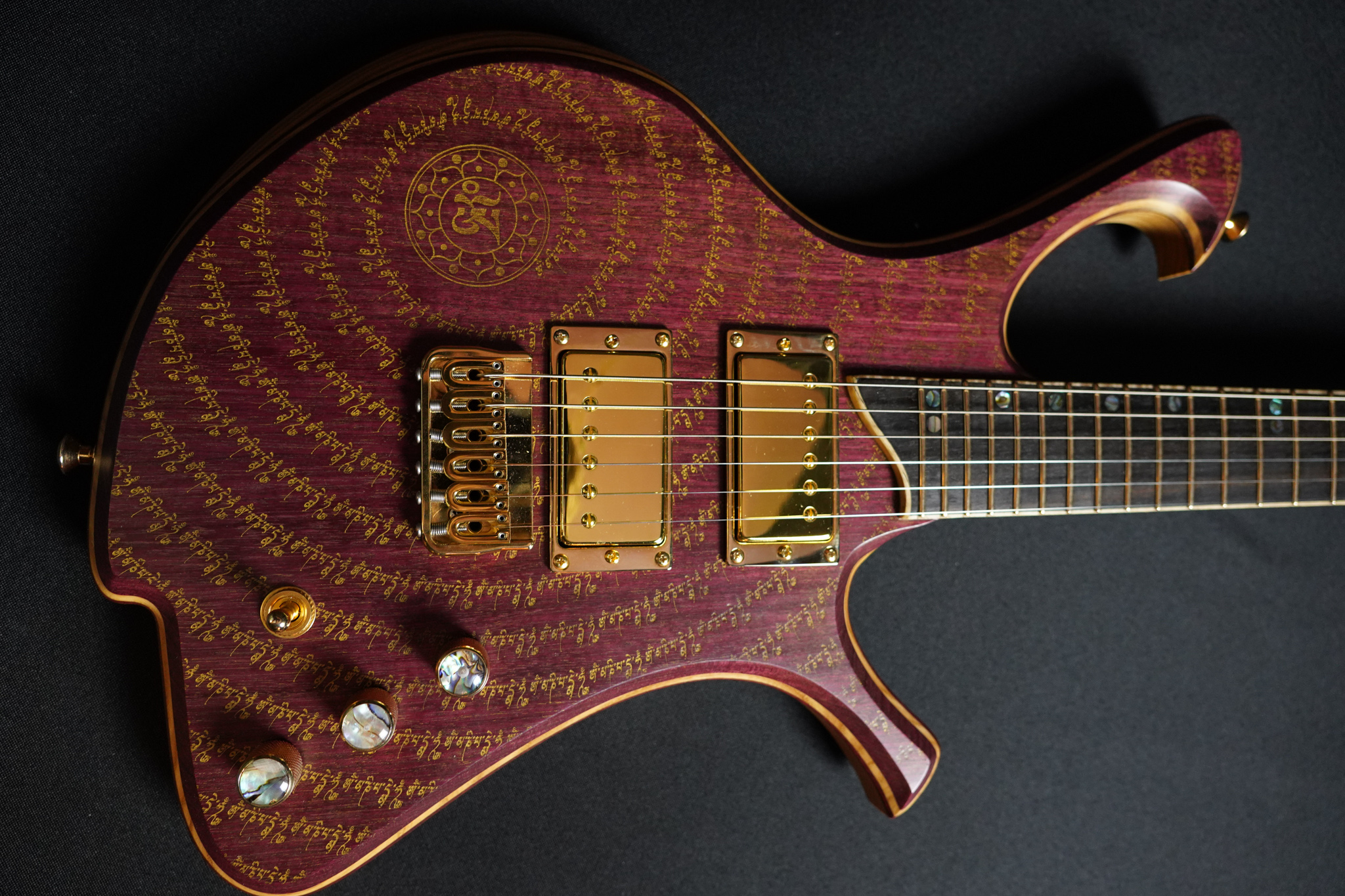 GGBO 2021 Dark Matter – Everest Custom Guitars