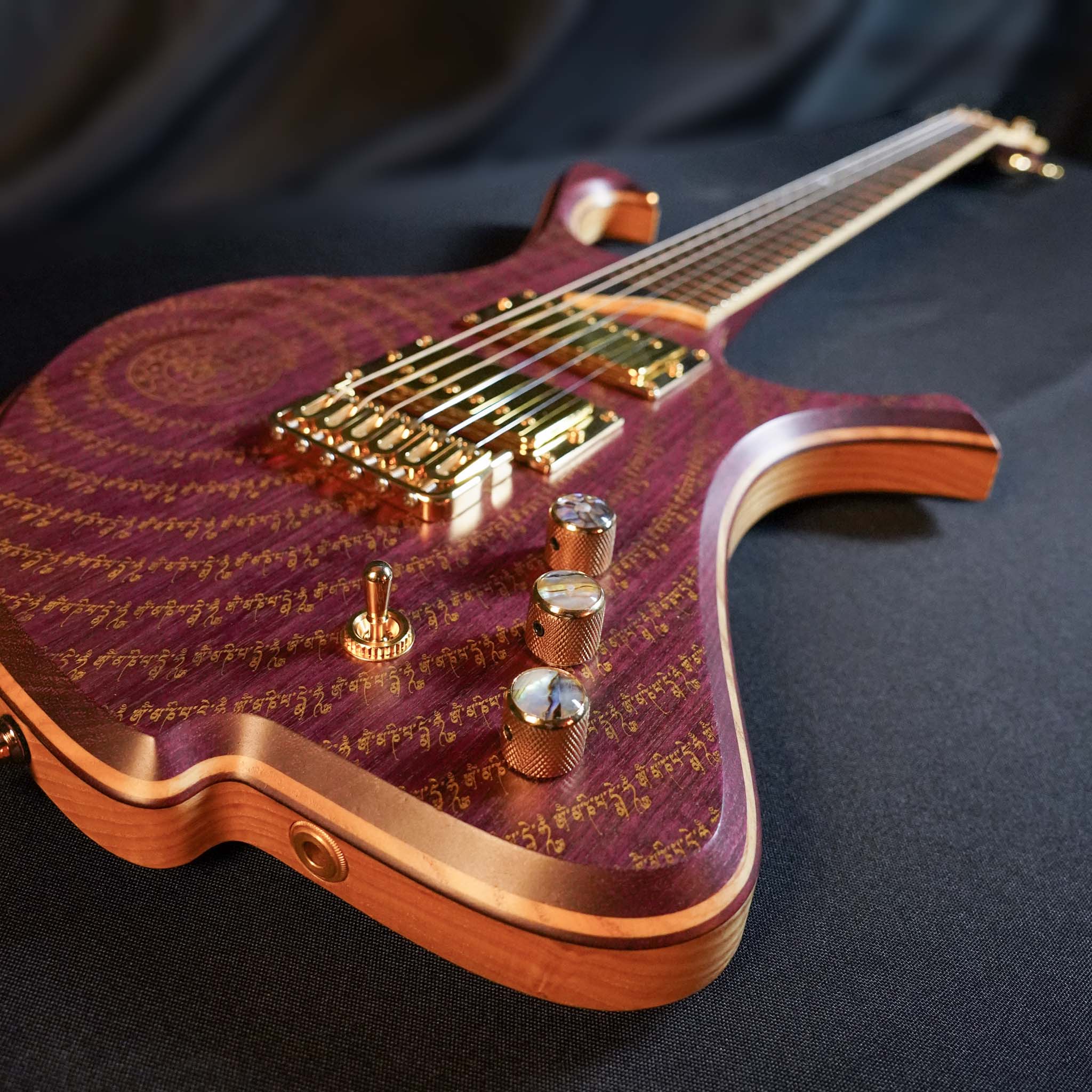 GGBO 2021 Dark Matter – Everest Custom Guitars